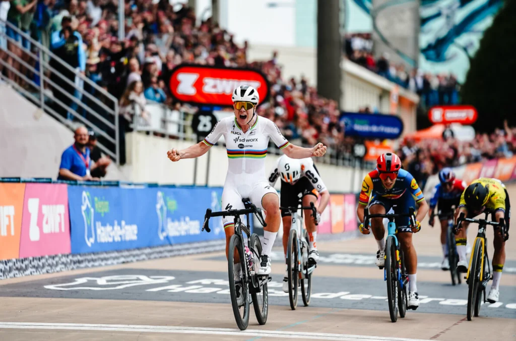 Paris-Roubaix Femmes 2025 - Parcours, engagées, diffusion TV - TotalVelo